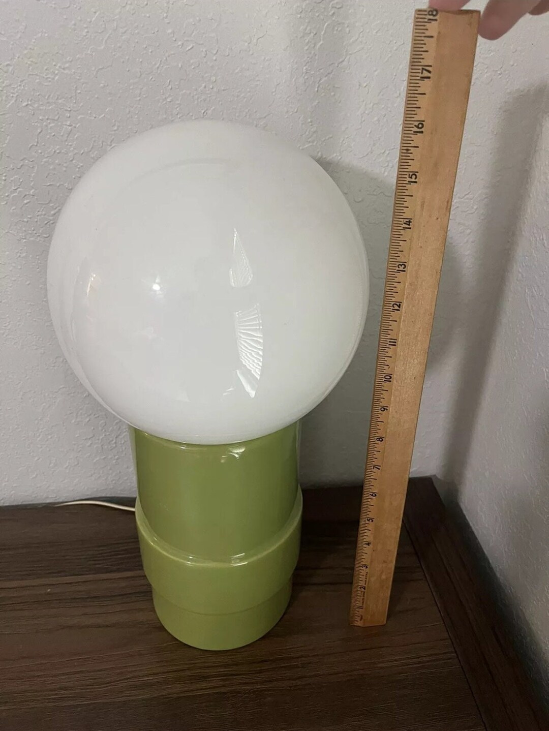 Vintage 1970s Avocado Green Ceramic Globe Table Lamp by Lawrence ...