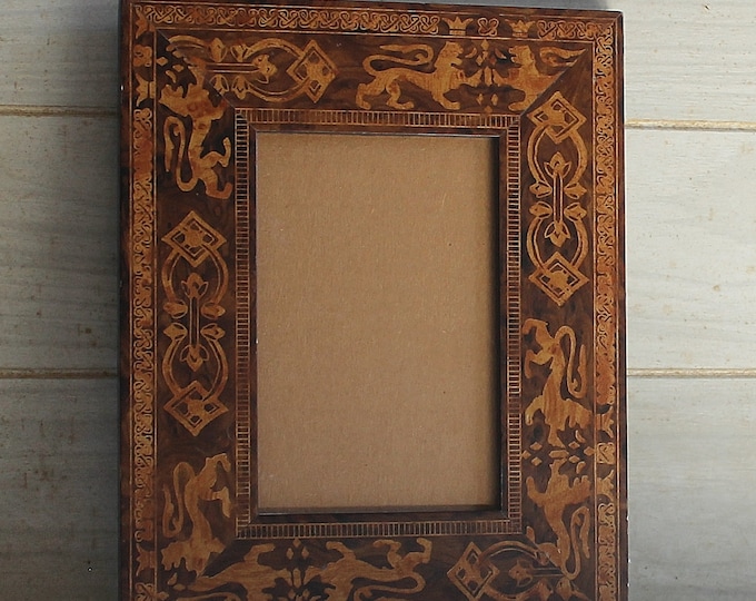 Martin Aborn Photo Frame - Wood - Lions - Collectibles - Man Cave Decor ...