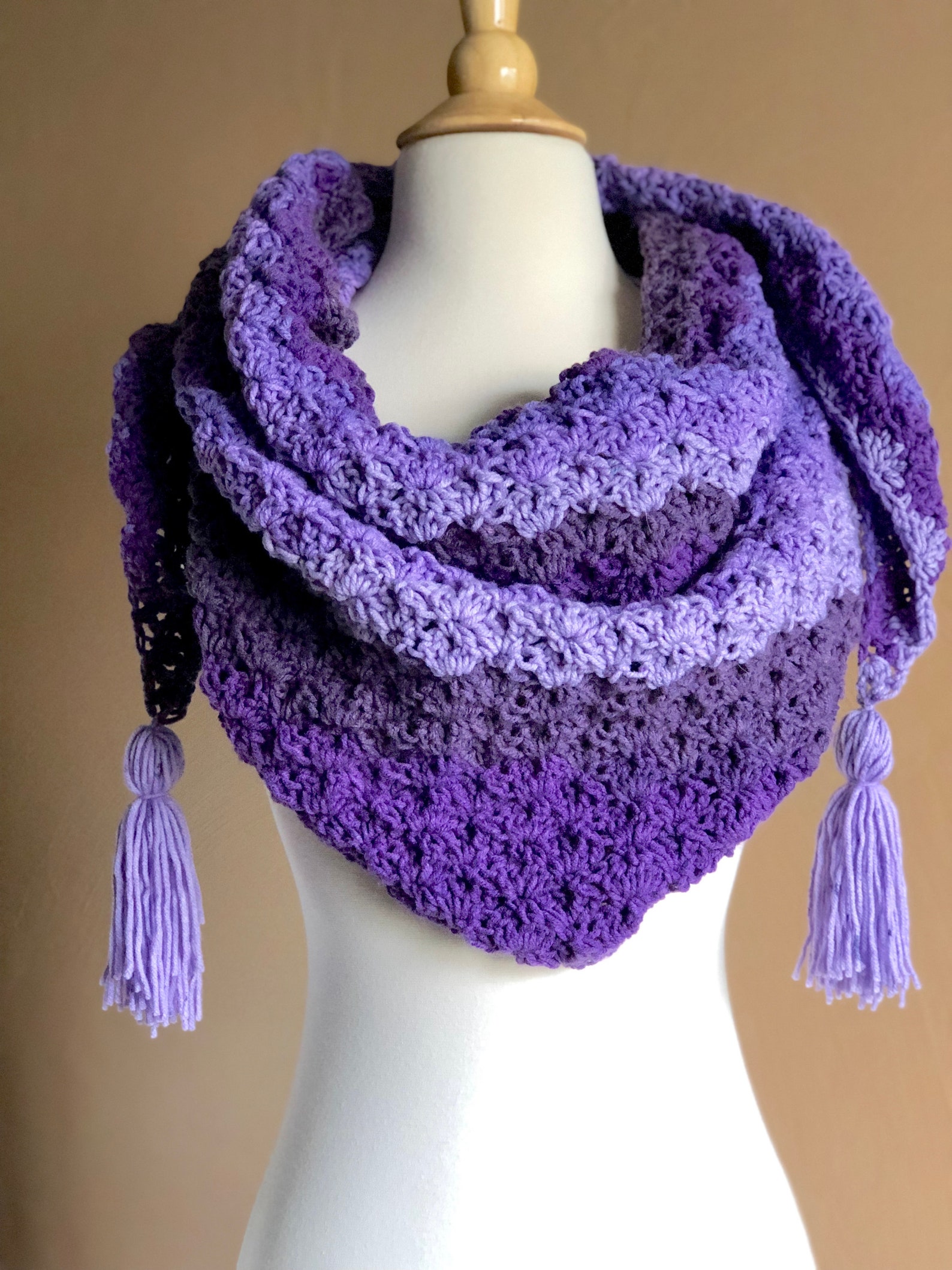 Crochet Pattern // the Thistle Shawl Pattern - Etsy