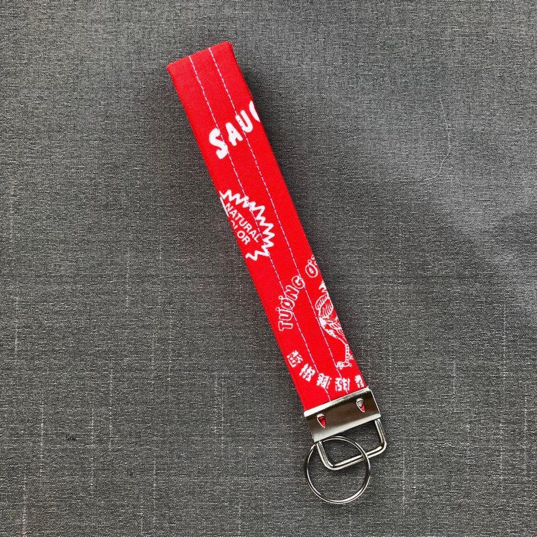 Sriracha, Sriracha Key Fob, Hot Sauce, Sriracha Keychain - Etsy