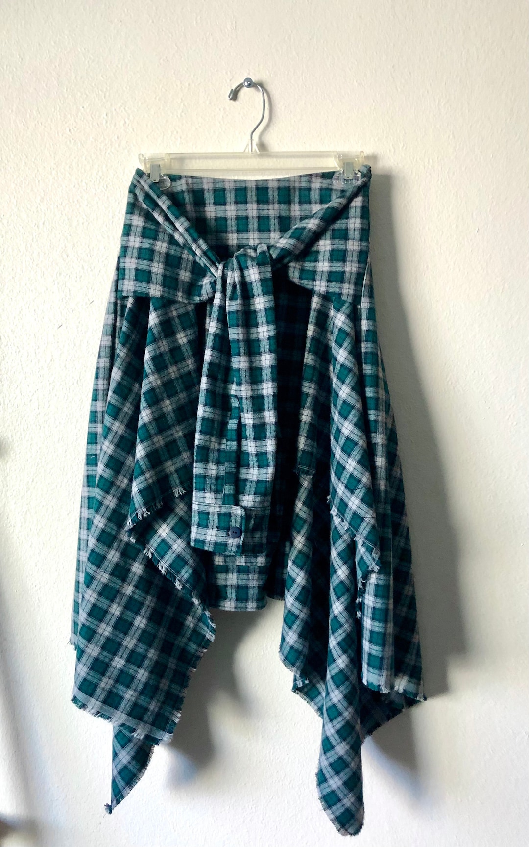 PRE-ORDER Bobby Skirt/ 90s Inspired Skirt/ 90s Style/ Flannel Skirt ...