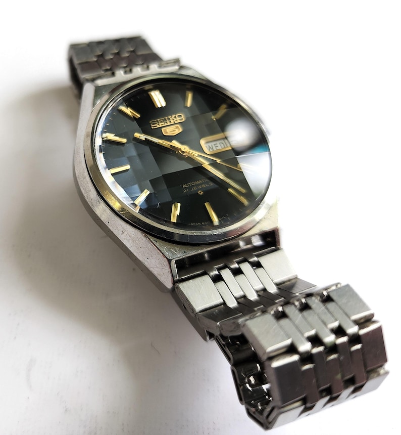 Vintage, Serviced Retro Wristwatch 21 Jewels Seiko 5 Automatic, 1980's ...