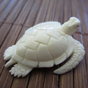 Hand Carved Medium Size Turtle, Drilled, Jewelry Supplies B3399 - Etsy