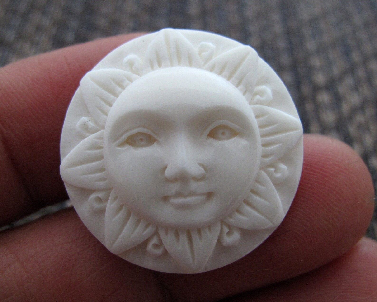 25 Mm Hand Carved Sun Face Cabochon With Open Eyes, Goddess Face ...