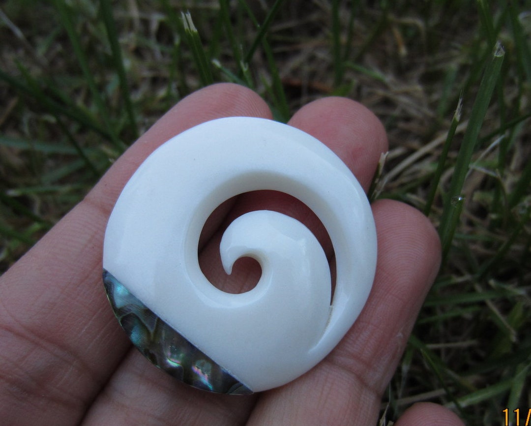 Maori Koru Pendant , Swirl Design, Carved Bone, Focal Piece, Jewelry ...