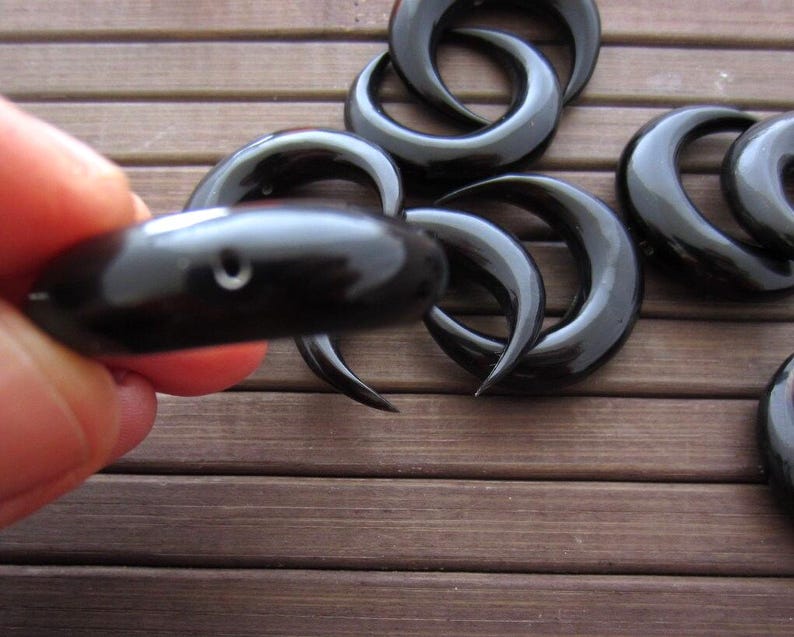 30mm Double Horn Crescent, Boho , Hand Carved Buffalo Horn, Black, Top ...