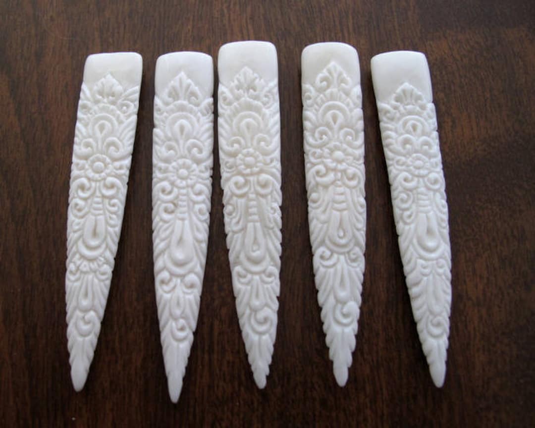 Excellent Detail Hand Carved Buffalo Bone Tusk , Buffalo Bone Carving ...