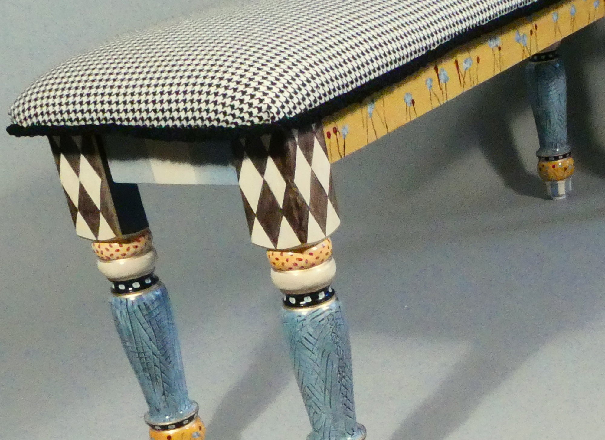 G Long Bench W-turned Legs Upholstered/hand-painted 47x14x18h as Shown ...