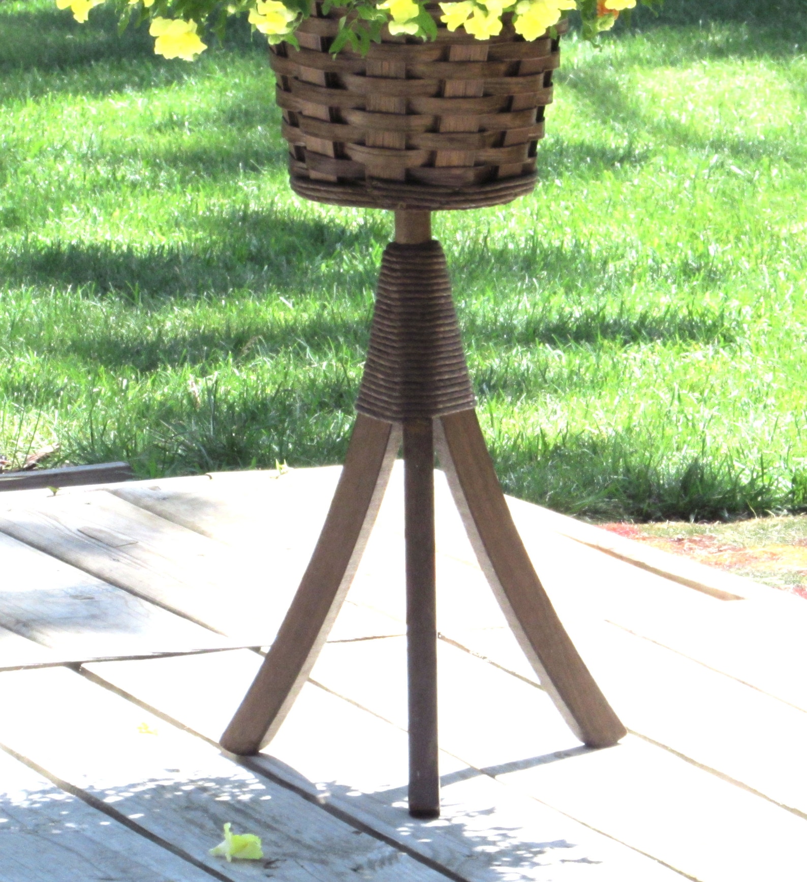 Vintage Wicker Plant Stand Rustic Shabby Chic Furniture - Etsy