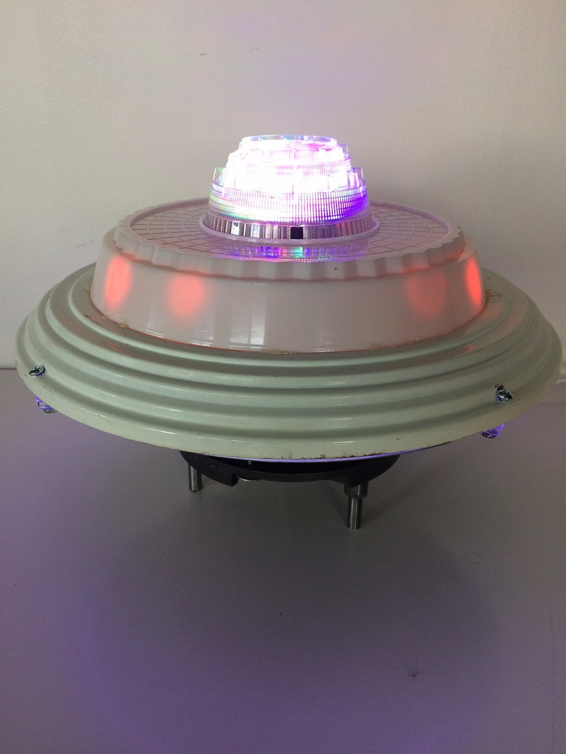 Alien Encounter. Illuminated UFO Art Sculpture by Ferdinand Metz - Etsy
