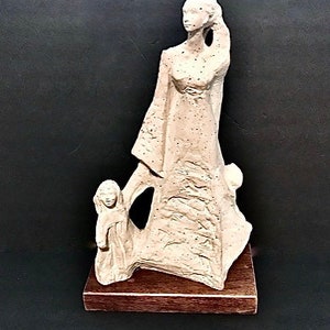 Austin Sculpture 15in Mother and Children Figural Austin Prod Statue ...