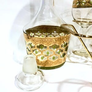 Vintage Culver Valencia Decanter With Stopper 6 Wine Glasses and a Gold ...