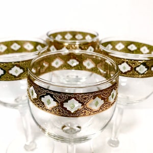 Vintage Culver Valencia Decanter With Stopper 6 Wine Glasses and a Gold ...