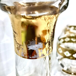 Vintage Culver Valencia Decanter With Stopper 6 Wine Glasses and a Gold ...