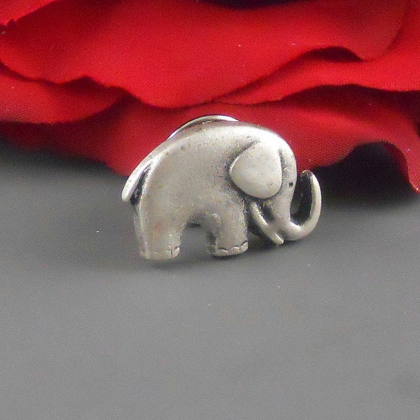 Elephant Brooch - Etsy