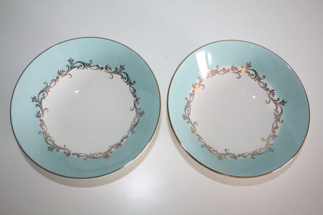 Vintage Set of 2 Gold Crown by Homer Laughlin Lifetime China Co.5-3/8 ...