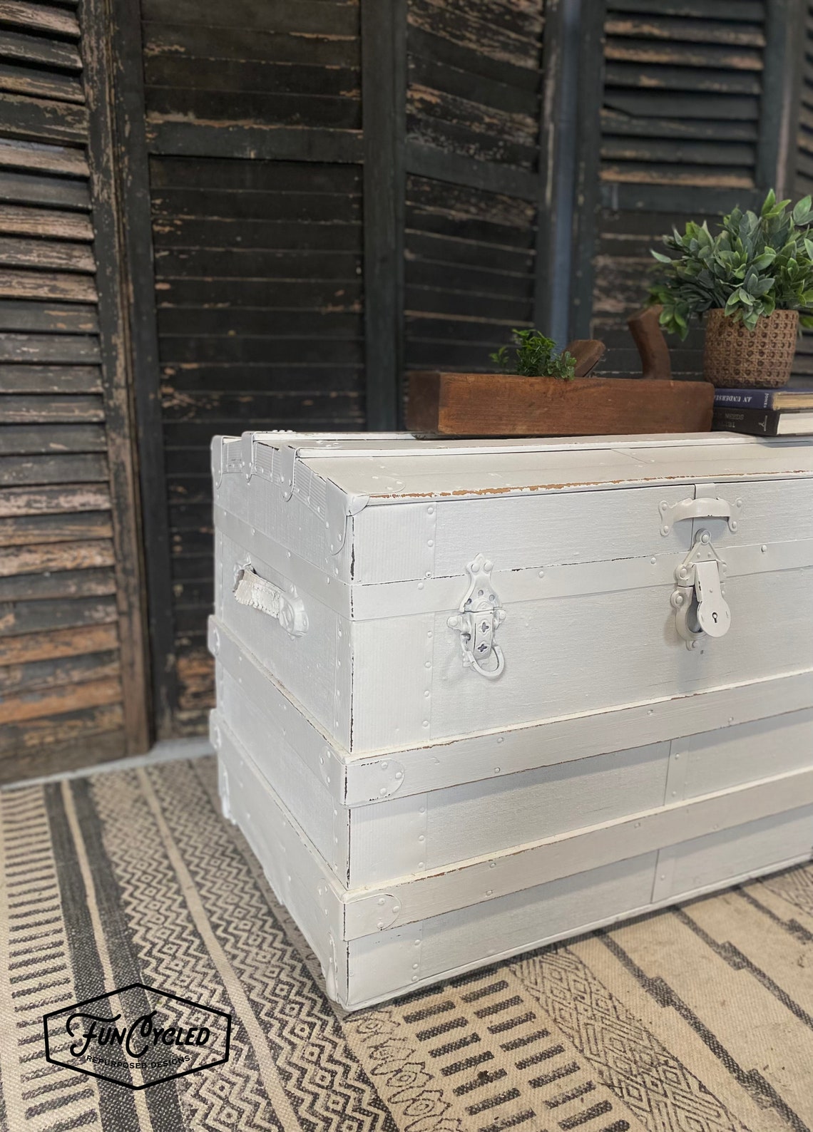 Vintage White Trunk - Etsy