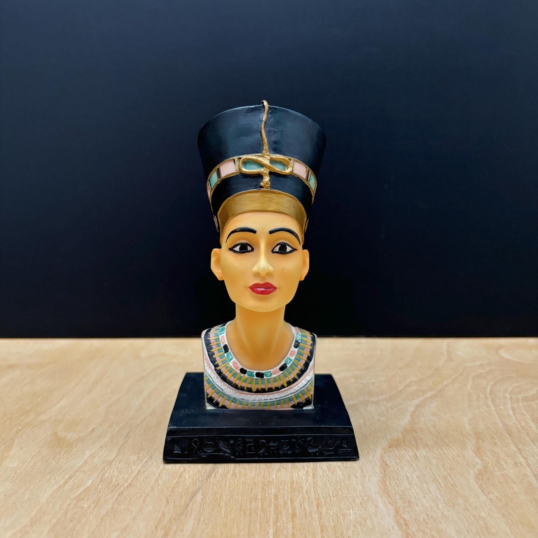 Vintage Egyptian Nefertiti Bust, Egyptian Queen Statue, Archaeology ...