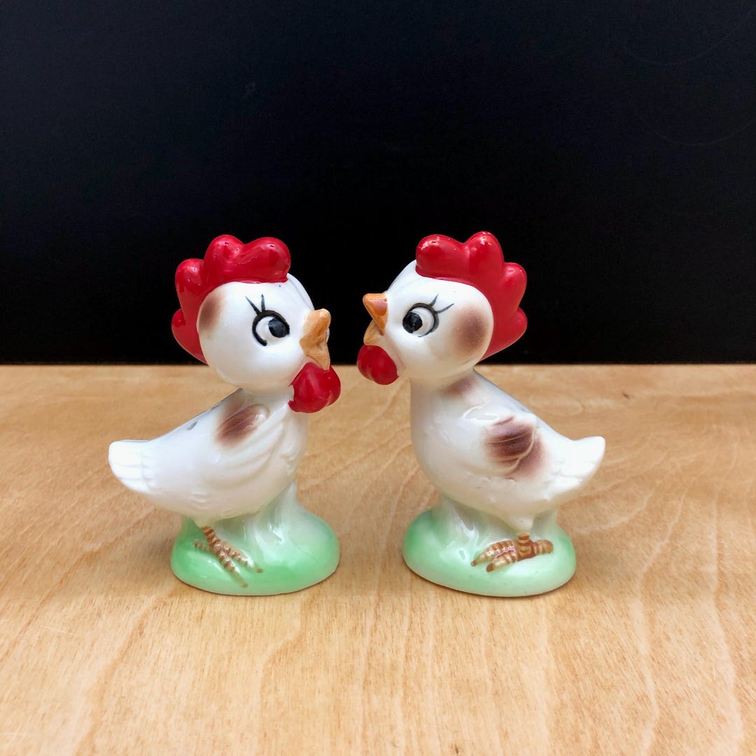 Vintage Anthropomorphic Rooster Salt and Pepper Shakers, 1950s, Kitsch ...
