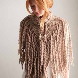 Loopy Mango DIY Kit - Little Triangle Fringe Bandana - Chunky Merino ...