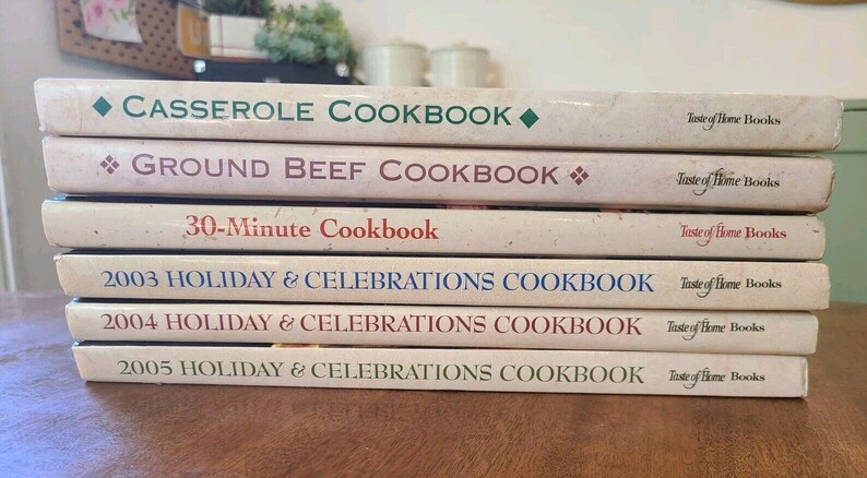 Set of 6 Early 2000s A Taste of Home Cookbooks Holidays and ...