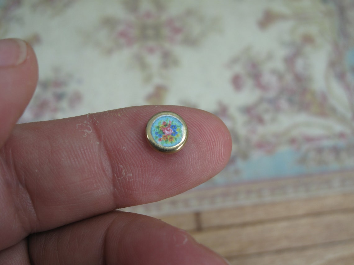 Miniature Collection Tiny Boxes Lady. Romantic Round Cans - Etsy