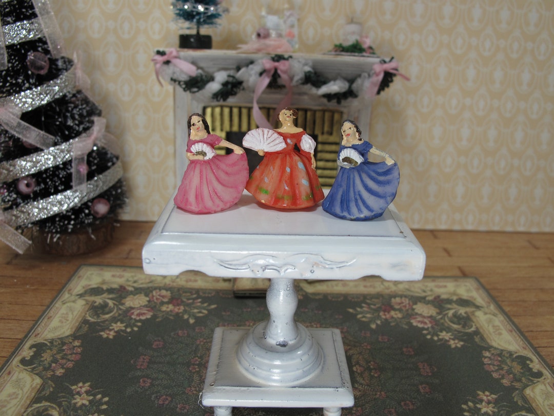 Gaël Miniaturevintage Miniature Small Lady Figure for - Etsy