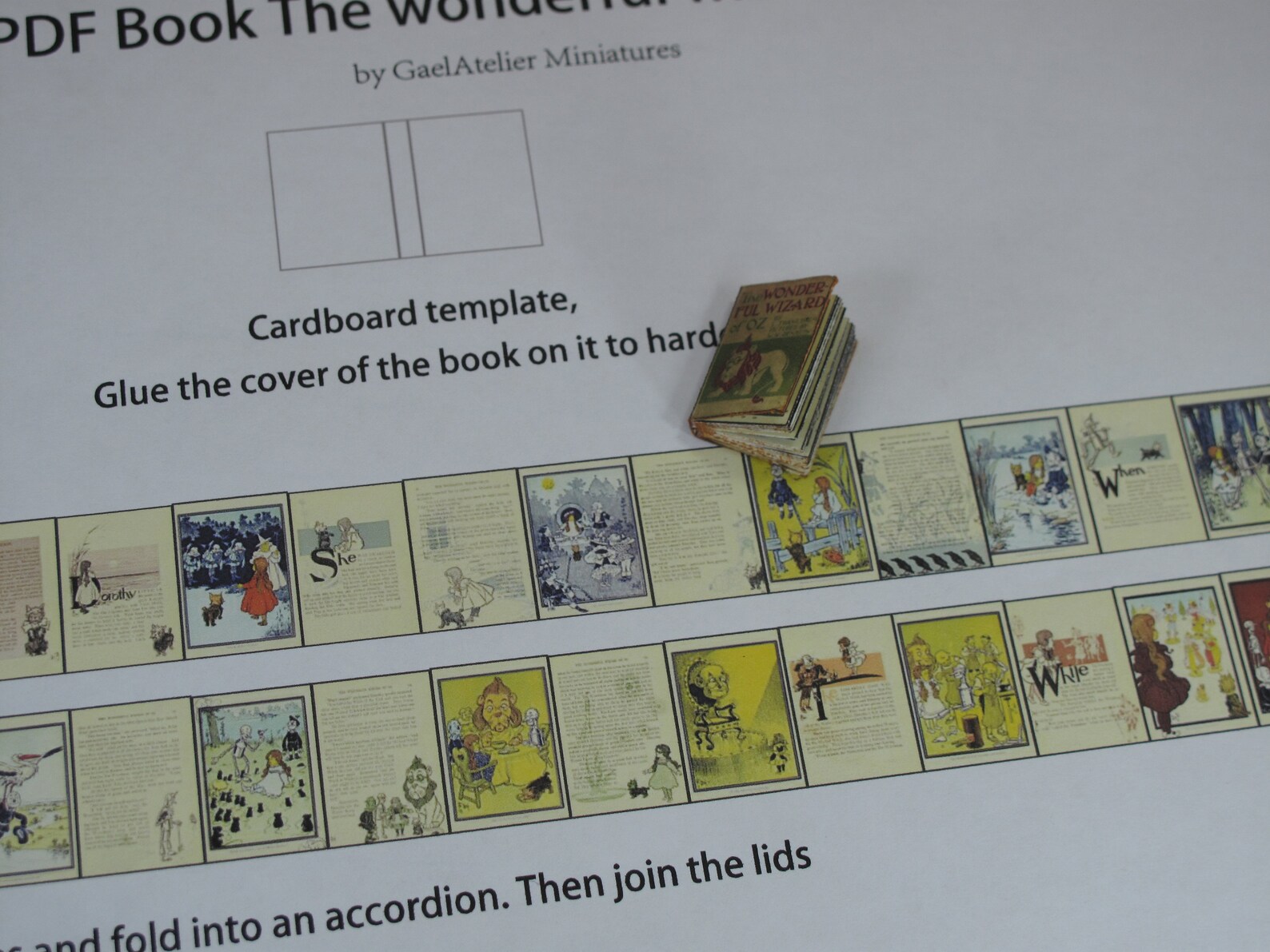 The Wonderful Wizard of Oz Book. Dollhouse Miniature Childbook | Etsy