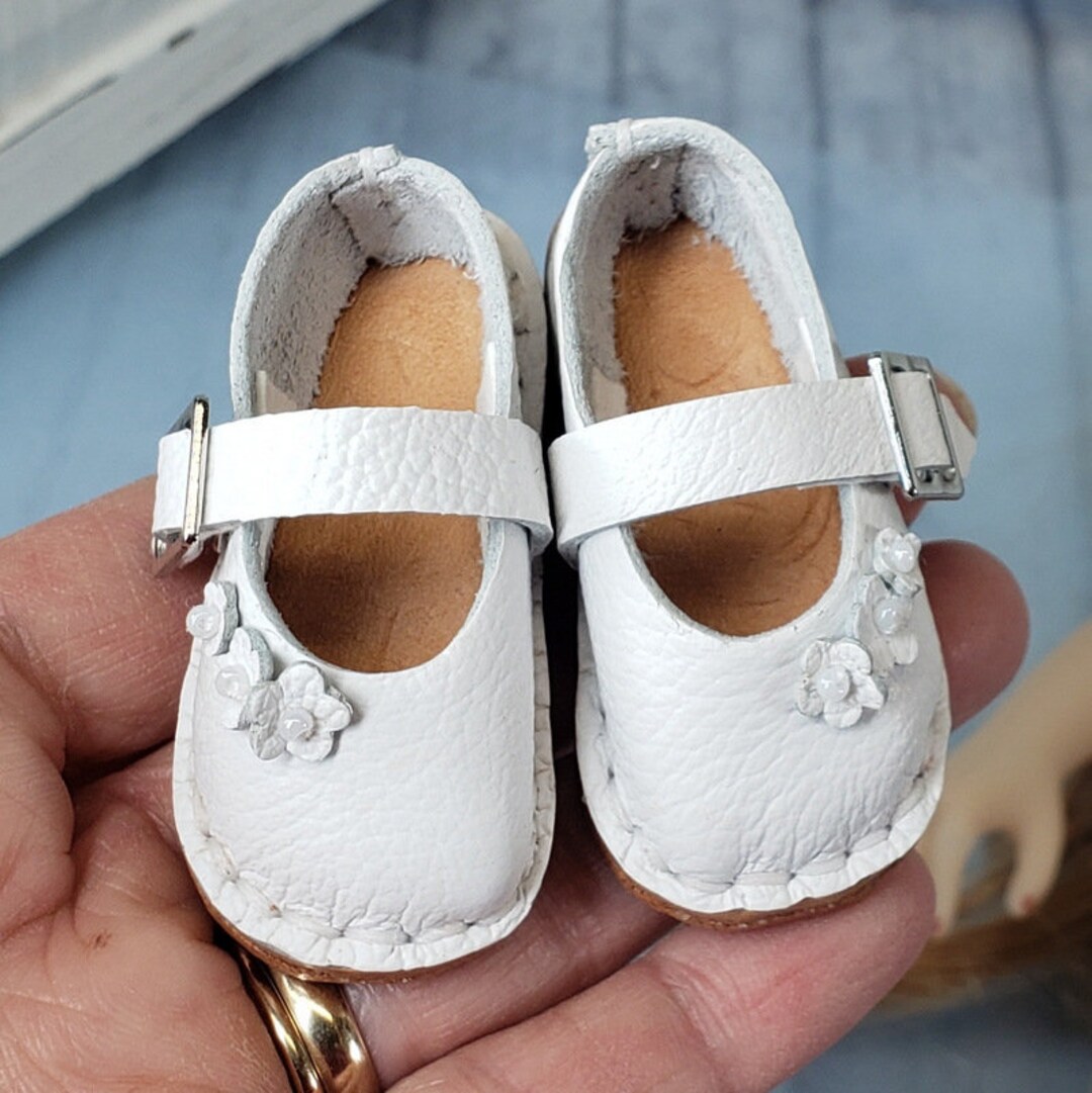 Handmade White LEATHER Mary Janes for Ruby Red Fashion Friends 14.5 ...