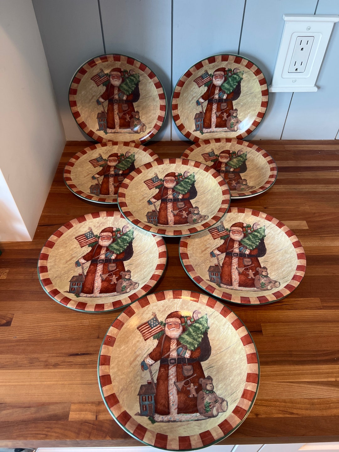 Susan Winget Santa Luncheon Plates ( Sold in a Set of Four) 8 Available ...