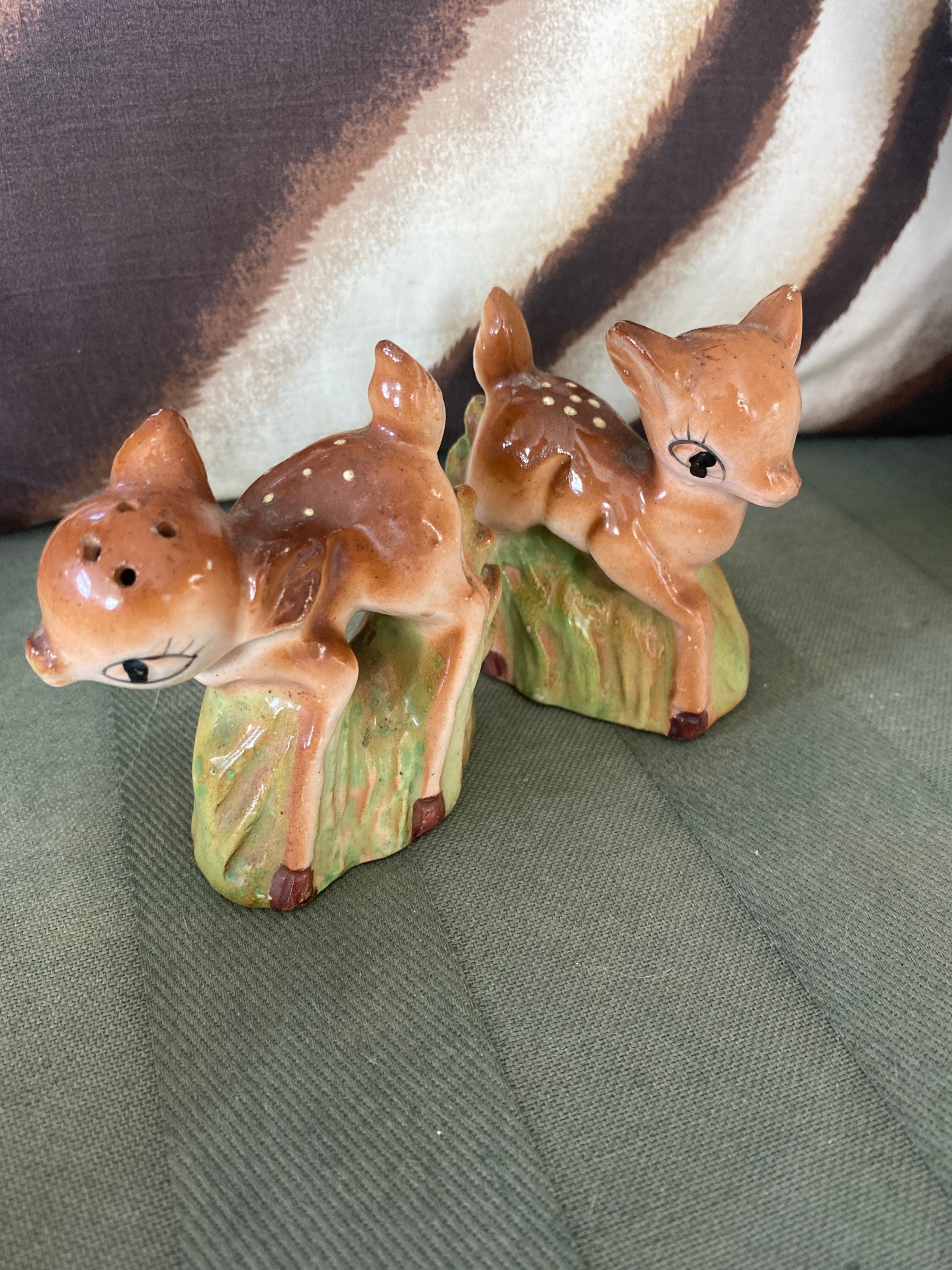Vintage Japan Ceramic Deer Salt & Pepper Shakers - Etsy
