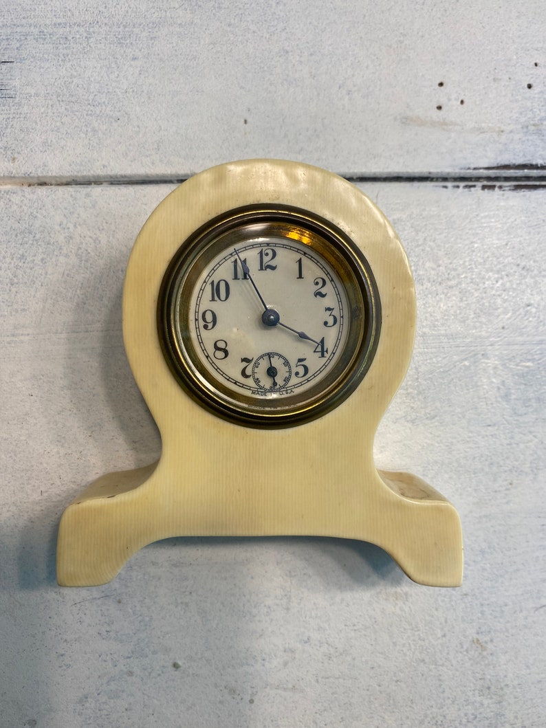 Vintage Art Deco BAKELITE Celluloid Clock - Etsy