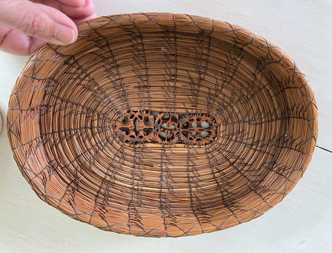 Long Leaf Pine Needle Woven Basket With Black Walnut Center - Etsy