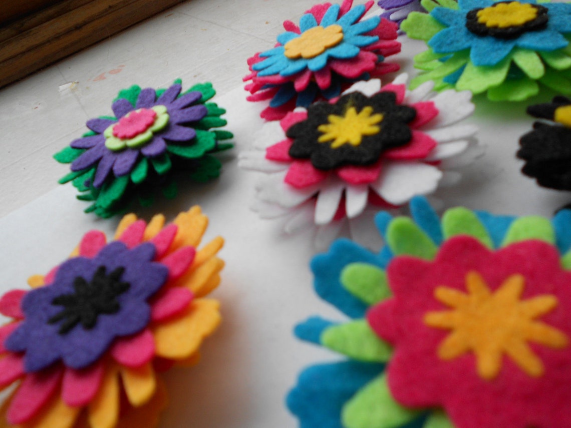 18 Large Funky Felt Flower Magnets in Eclectic Bold Colors -2 of Each ...