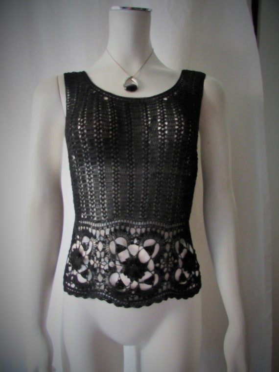Sexy Vintage Crochet Crop Top Gem