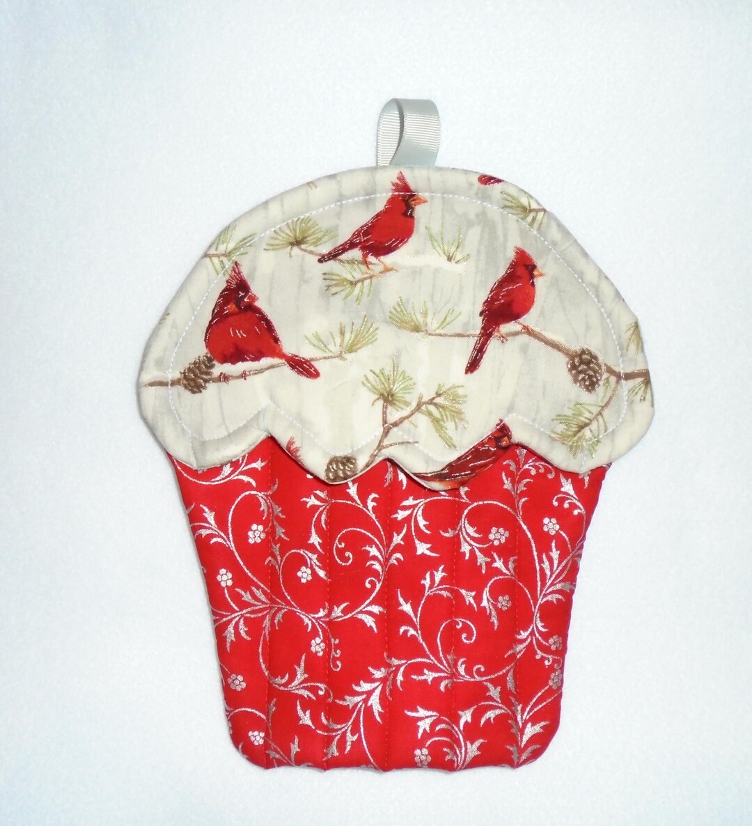 Cupcake Shape Potholder-cardinal Print With Silver Highlights - Etsy Sweden