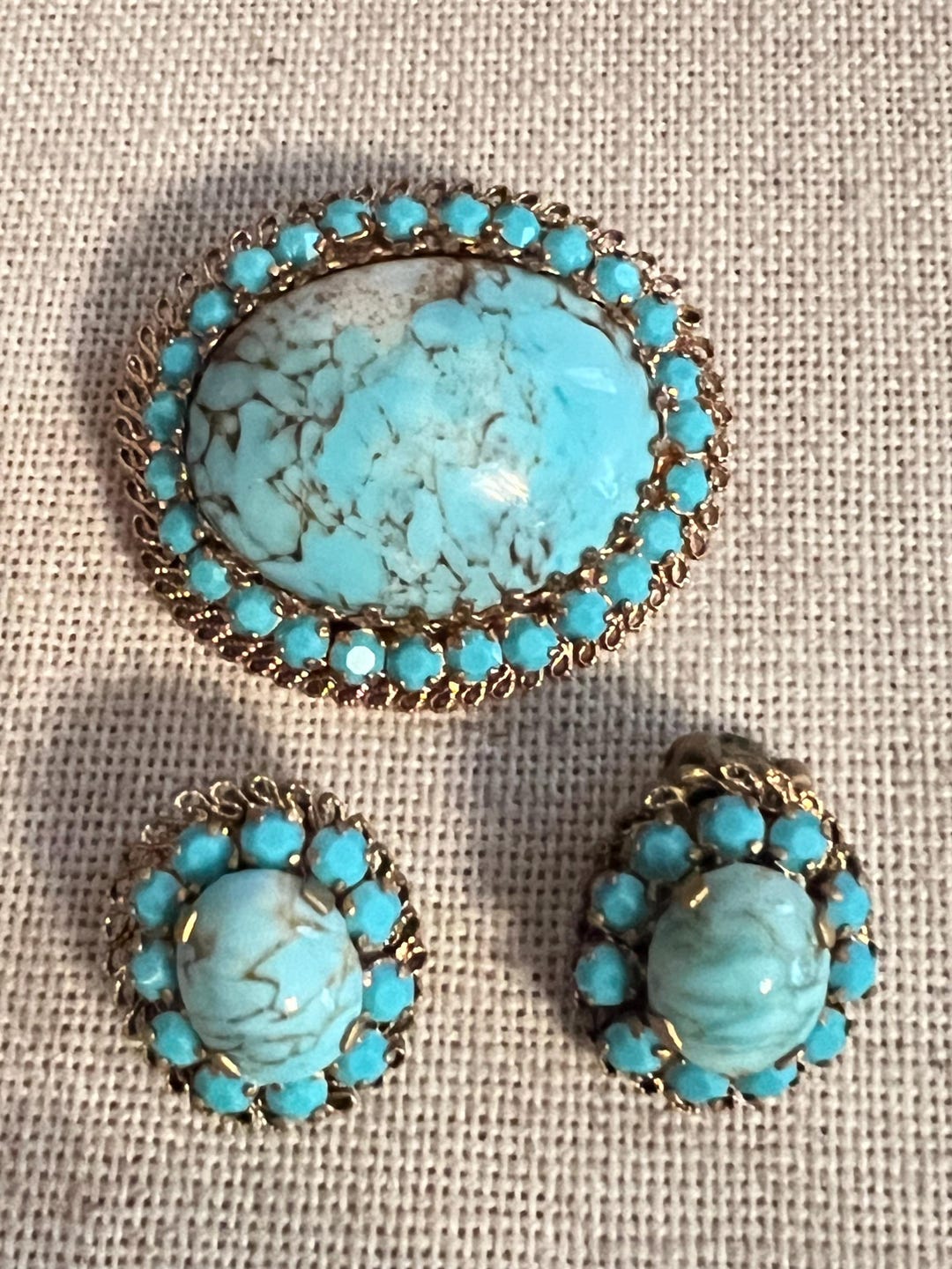 Vintage HUBBLE GLASS Cabochon Domed Brooch & Earring Set Made in ...