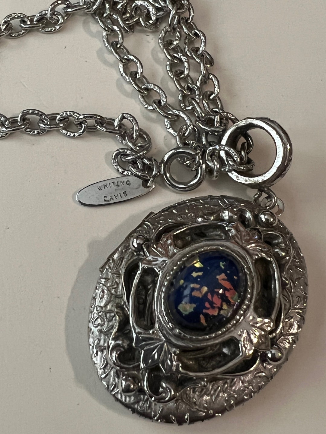 Vintage WHITING & DAVIS LOCKET Pendant Necklace Art Glass Cabochon ...