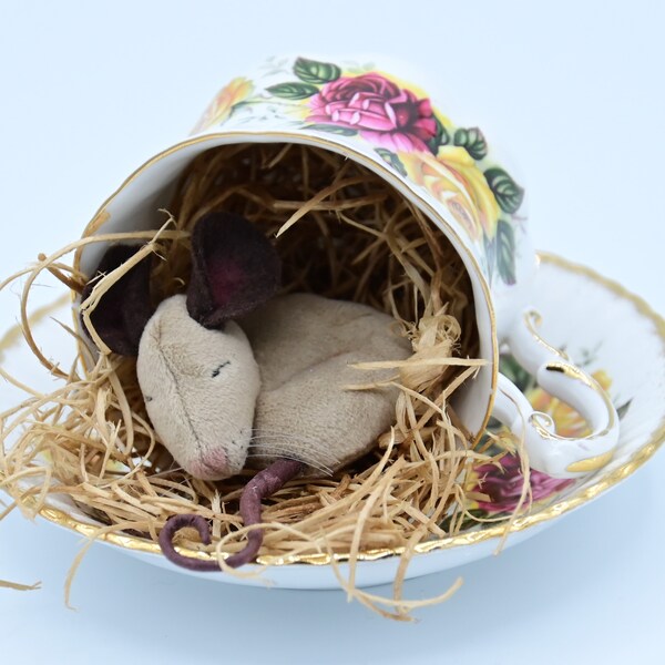 Mouse in Teacup - Etsy