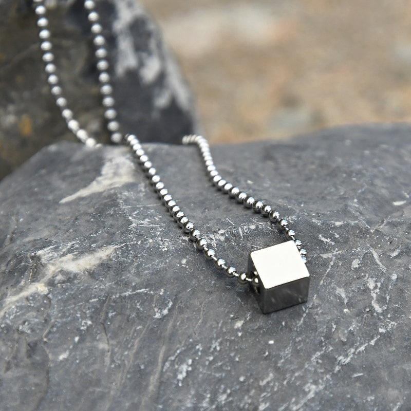 Silver Cube Necklace - Etsy