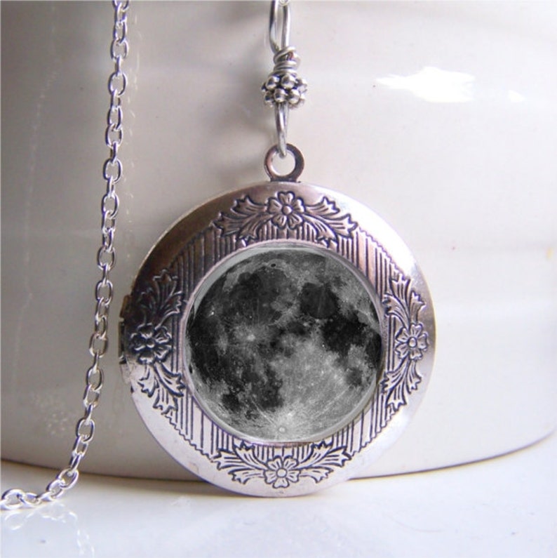Full Moon Necklace Photo Locket Moon Locket Locket - Etsy