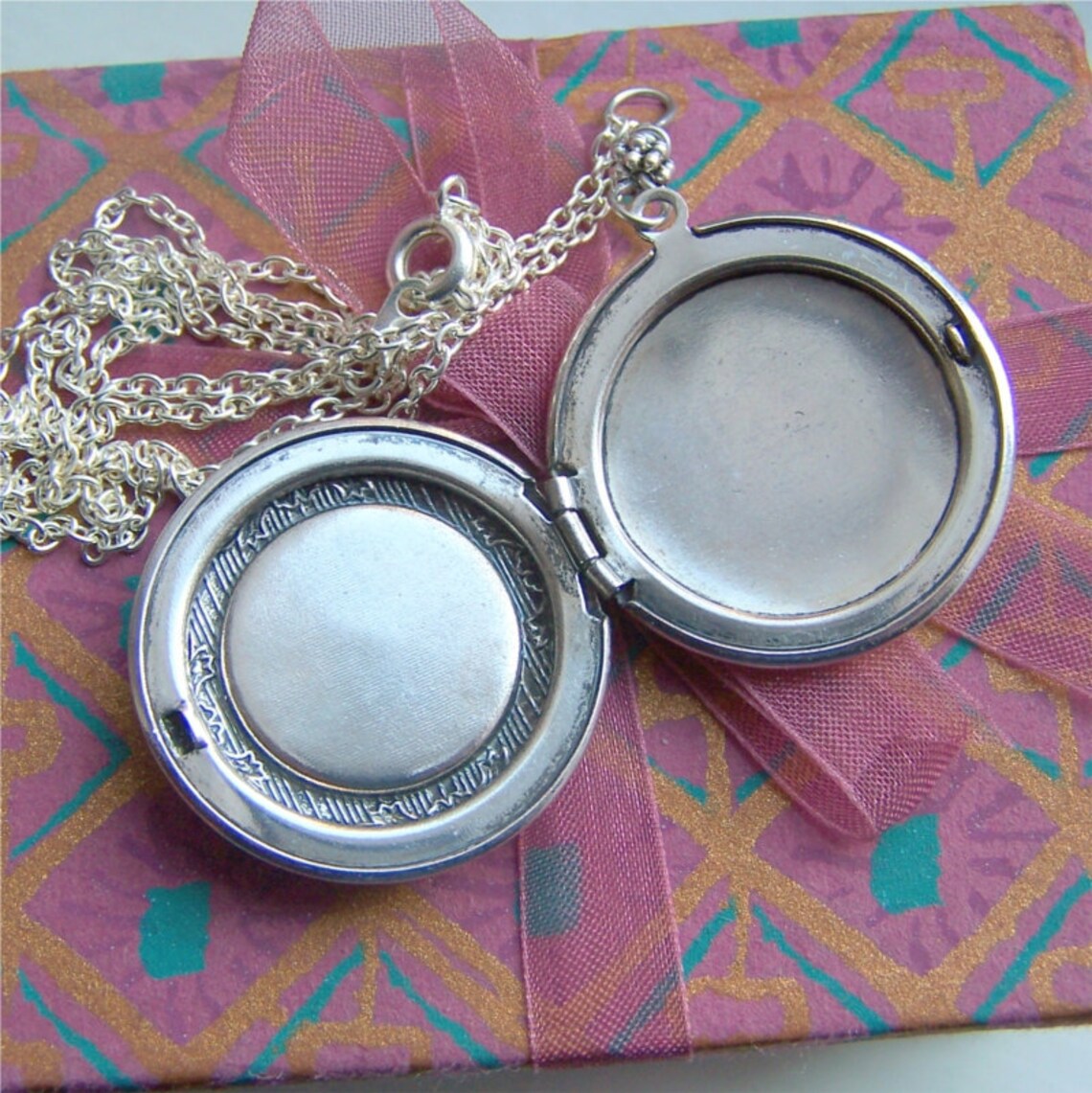 Full Moon Necklace Photo Locket Moon Locket Locket - Etsy
