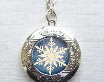Snowflake Locket | Etsy