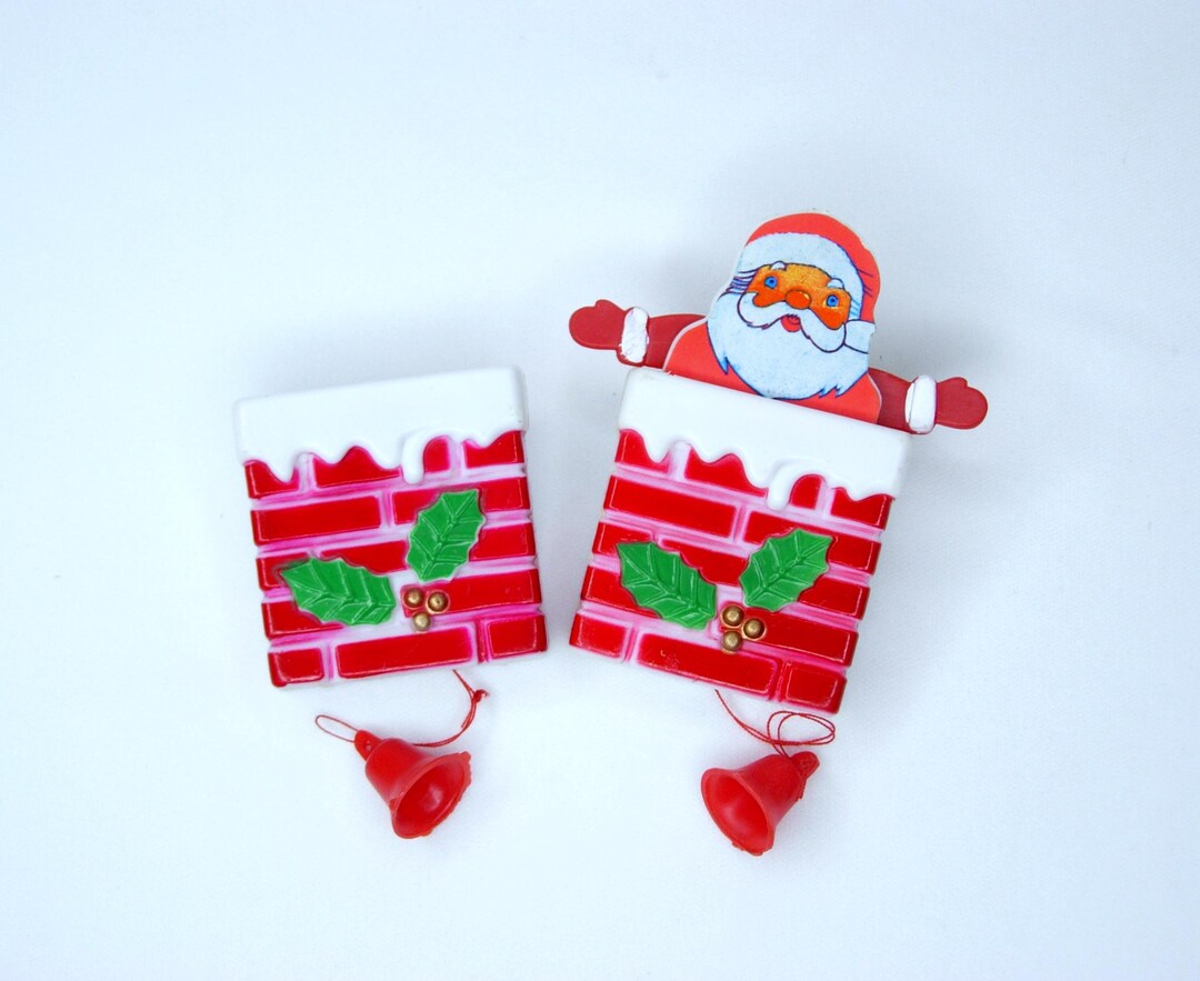 Vintage Christmas Pull String Plastic Pins New Old Stock Lot of Two 2 ...