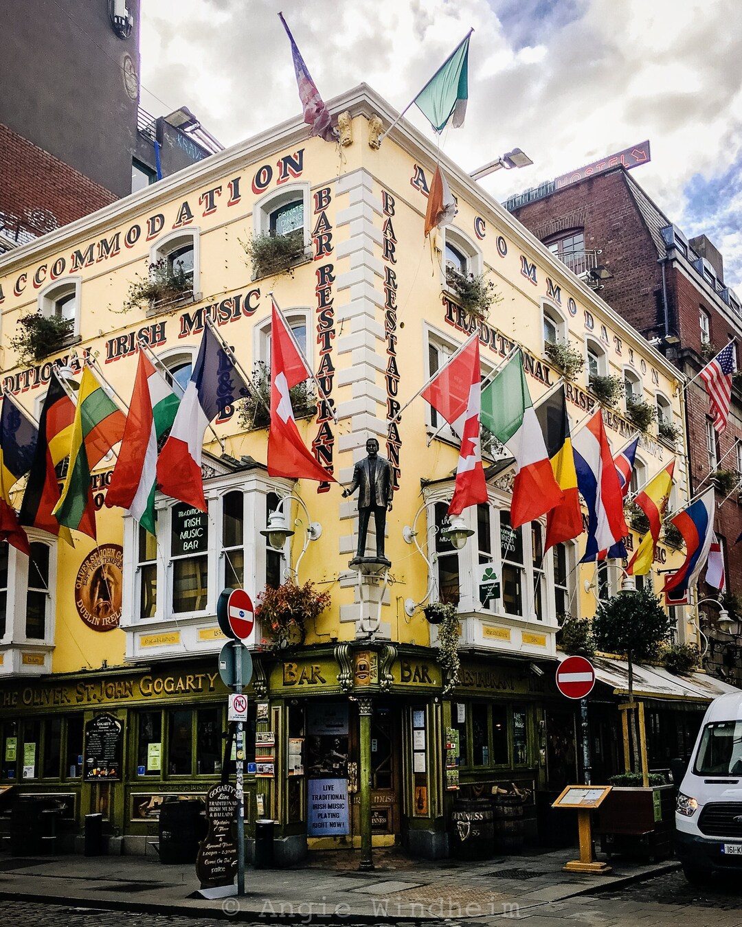 Temple Bar Art With Gogarty Old Irish Pub in Dublin Ireland - Etsy