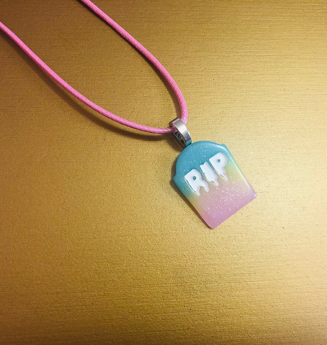 RIP Tombstone Horror Charm Necklace, Kawaii Horror Jewelry, Scary Movie ...