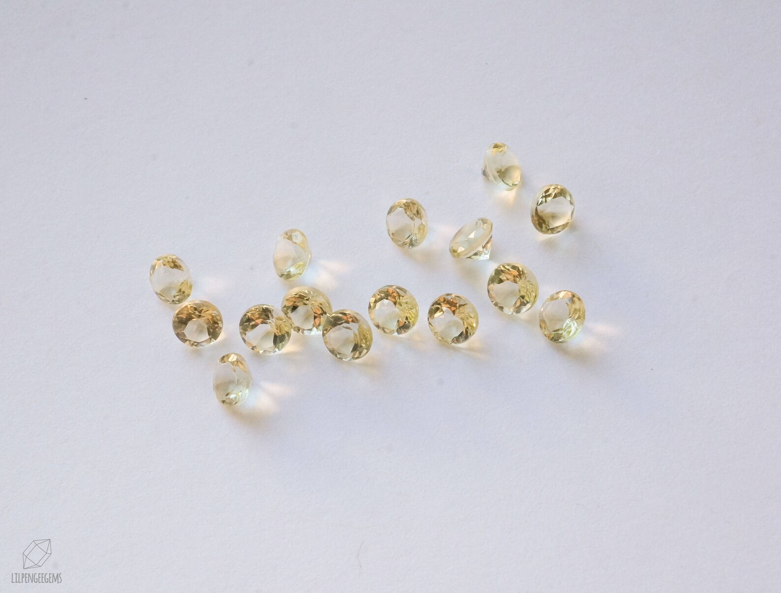 5mm Lemon Quartz Faceted Gemstone. Light Yellow Gem. Round Gem - Etsy