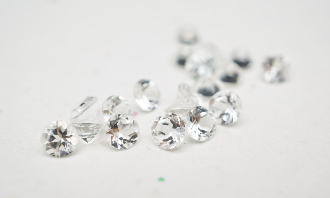 6mm Crystal Quartz gemstones. clear gems white gemstones. | Etsy