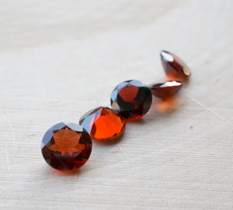 6mm Faceted Garnet Gemstones. Ruby Red Dark Red Gems Garnet Gems ...