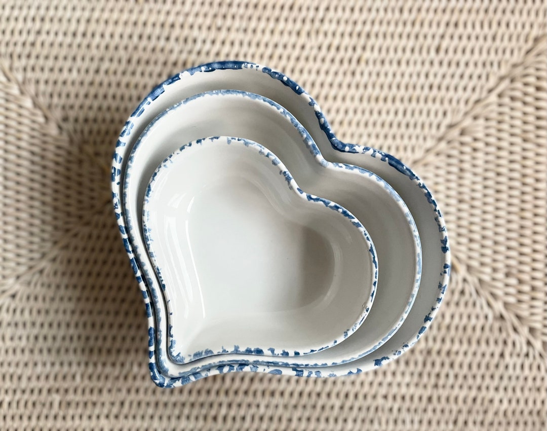 Vintage Heart Bowls Set Blue and White Sponge Painted Bowls Loan an ...